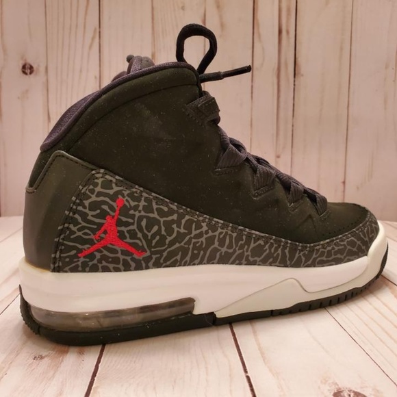 Jordan | Shoes | Jordan Air Deluxe Bg Sneakers | Poshmark